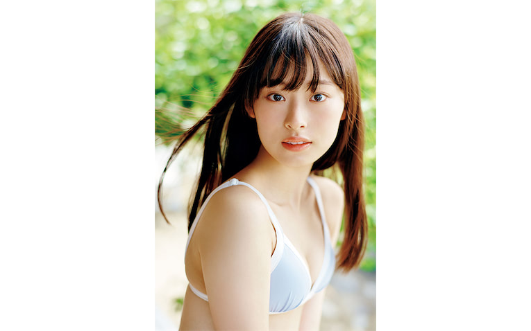 『仮面ライダーリバイス』ヒロイン井本彩花が『週プレ』登場、17歳の透き通る美ボディを披露 Entame Next アイドル情報総合