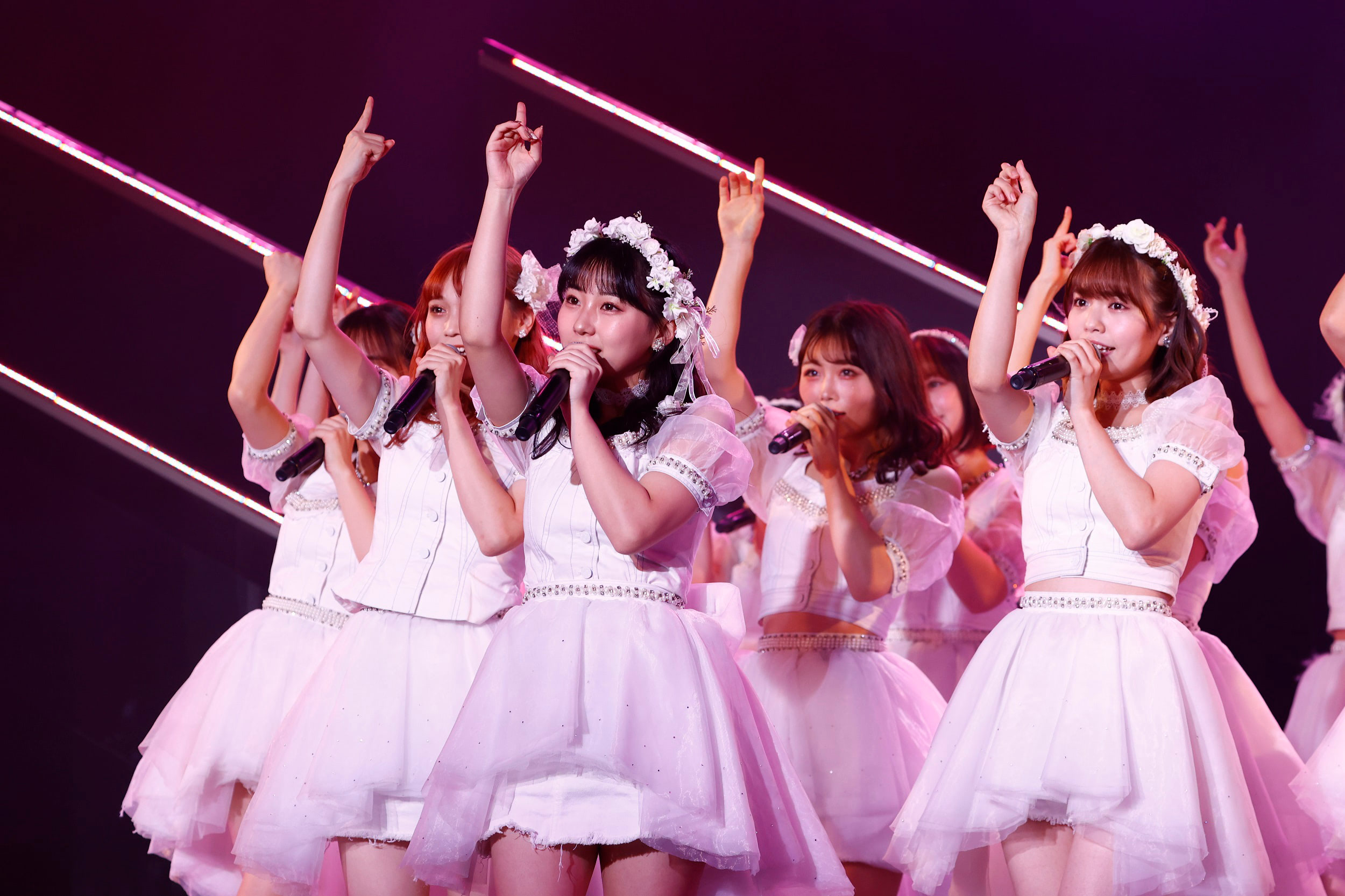 HKT48、10周年記念特別公演2日目、卒業する村重杏奈は感極まって涙【写真14点】 | ENTAME next - アイドル情報総合ニュースサイト
