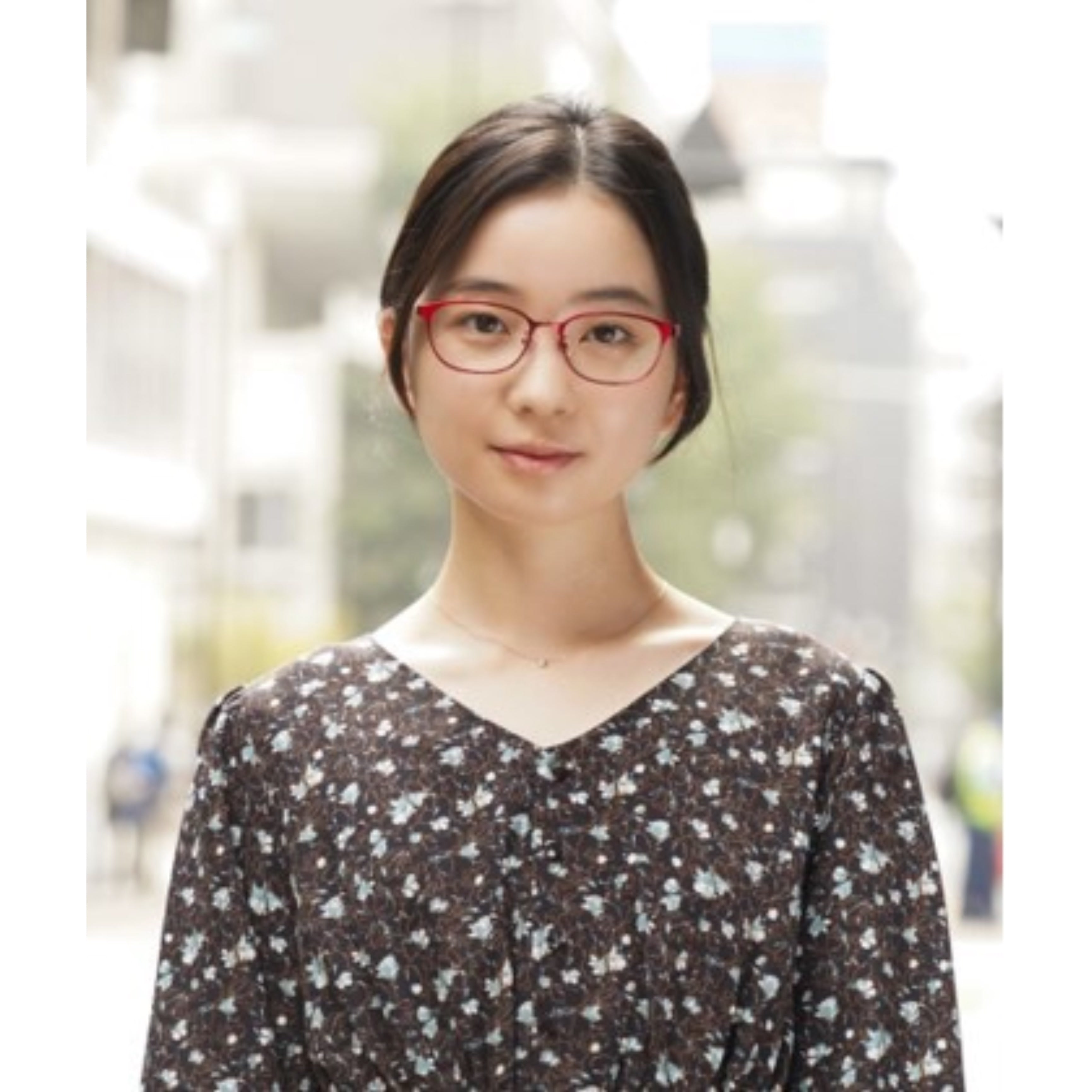 福地桃子がドラマ『霊媒探偵・城塚翡翠』にゲスト出演「眼鏡をしている役で、新鮮な気持ち」 Entame Next アイドル情報総合ニュースサイト
