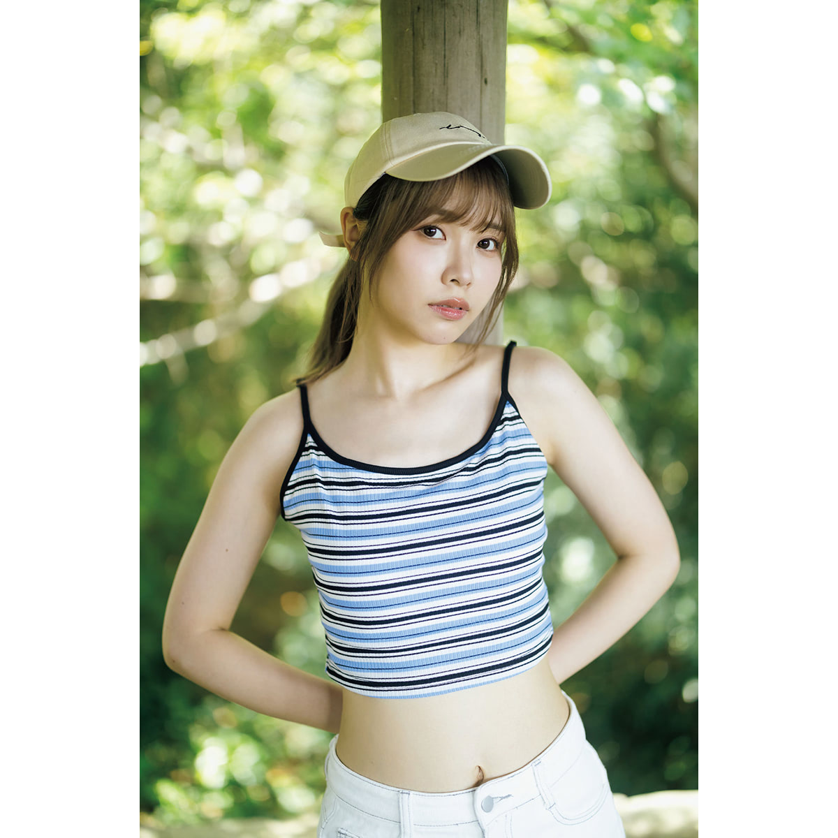 SNS総フォロワー220万人超・上海出身コスプレイヤーLiyuuが『週プレ』に、黒の部屋着姿を披露 | ENTAME next - アイドル情報総合ニュースサイト