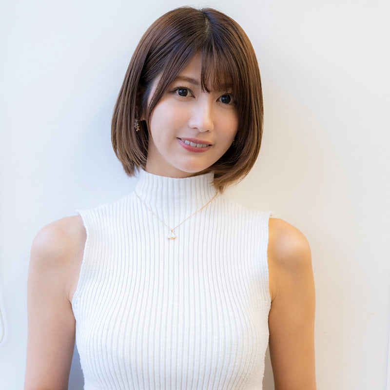 ABEMAアナウンサー・瀧山あかね、写真集への覚悟「後悔はしたくなかったのでやりきりました」 | ENTAME next - アイドル情報総合ニュースサイト
