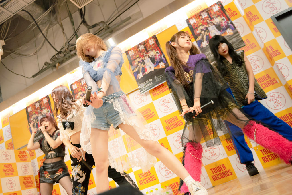 Apple Musicでトレンド入り、ZOCメンバーが新宿に集結し「断捨離彼氏」発売記念イベントを開催 | ENTAME next ...