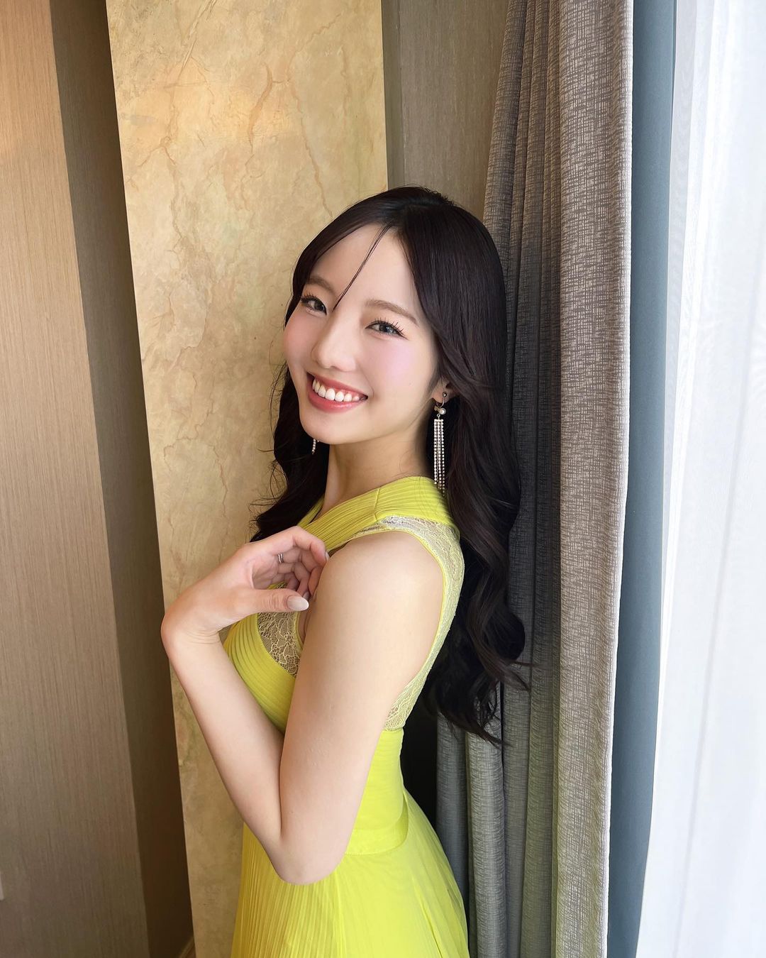 「いつもよりお姉さんっぽい」本田真凜、スタイル際立つ黄色ドレス姿を公開 Entame Next アイドル情報総合ニュースサイト