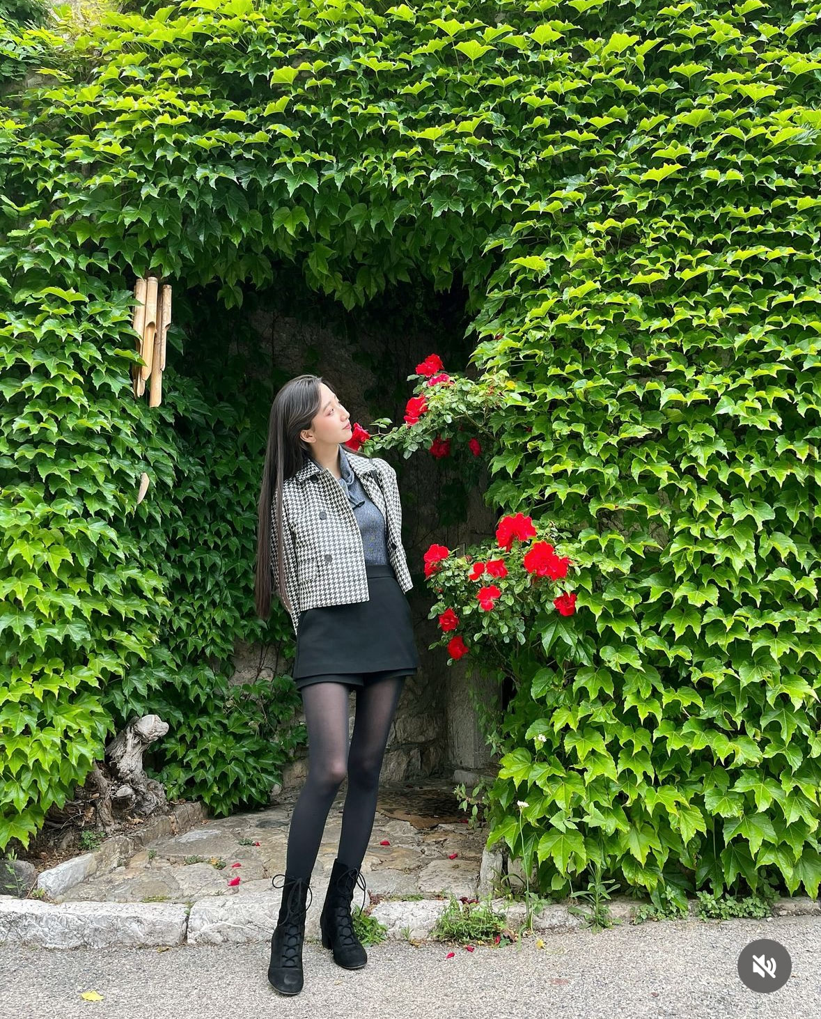 Cocomi、超ロング美脚際立つミニスカ姿披露「今よりほっそりしてますね？」 | ENTAME next - アイドル情報総合ニュースサイト