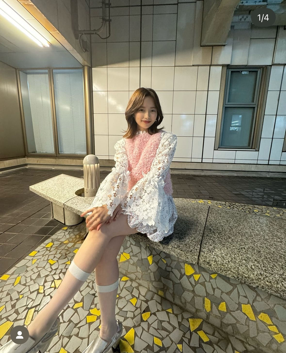島崎遥香、美脚際立つピンク×白のガーリーコーデでファン魅了 | ENTAME next - アイドル情報総合ニュースサイト