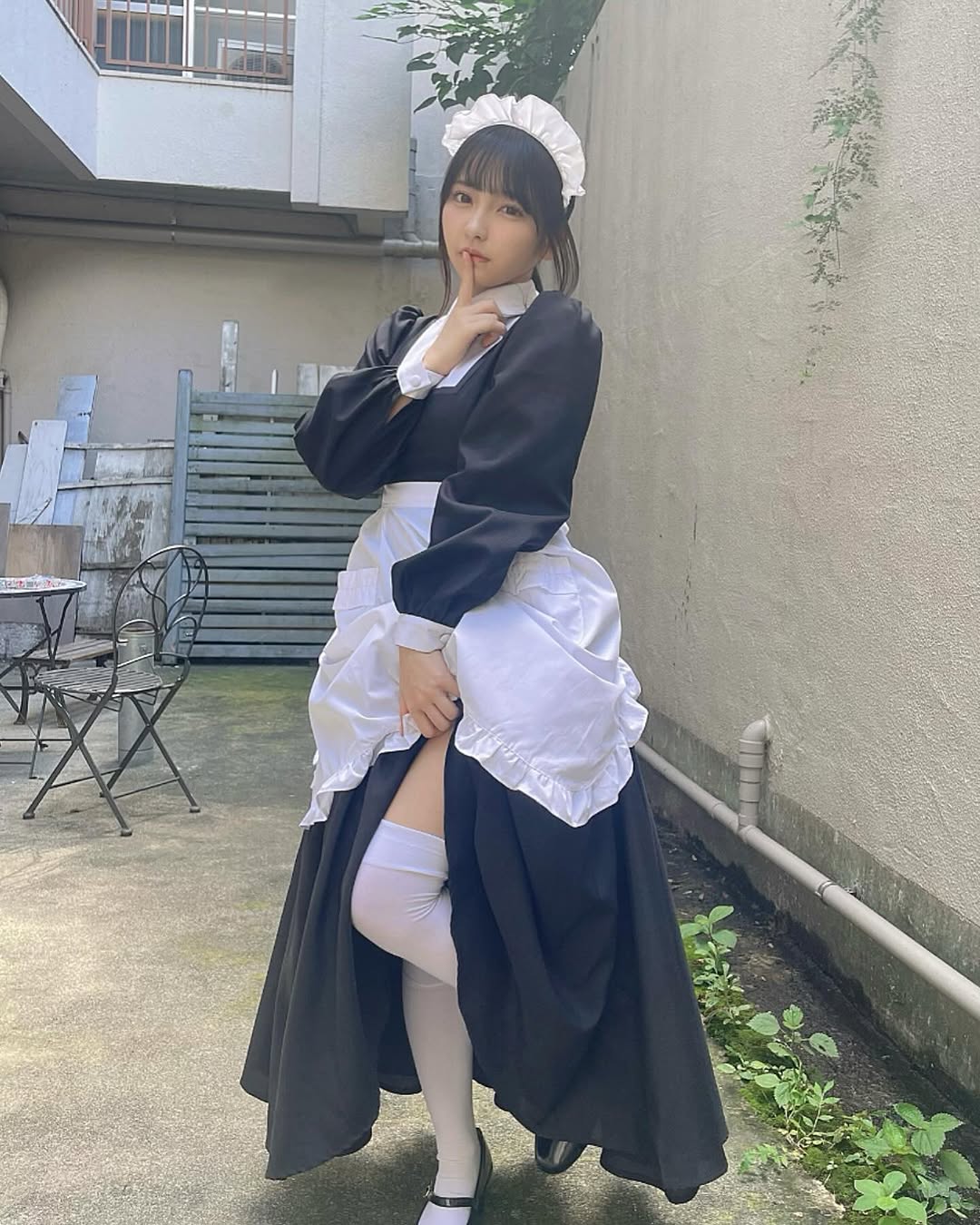 メイド服をたくし上げ…#2i2 十味、太ももをチラ見せした“内緒”ショットを公開 | ENTAME next - アイドル情報総合ニュースサイト