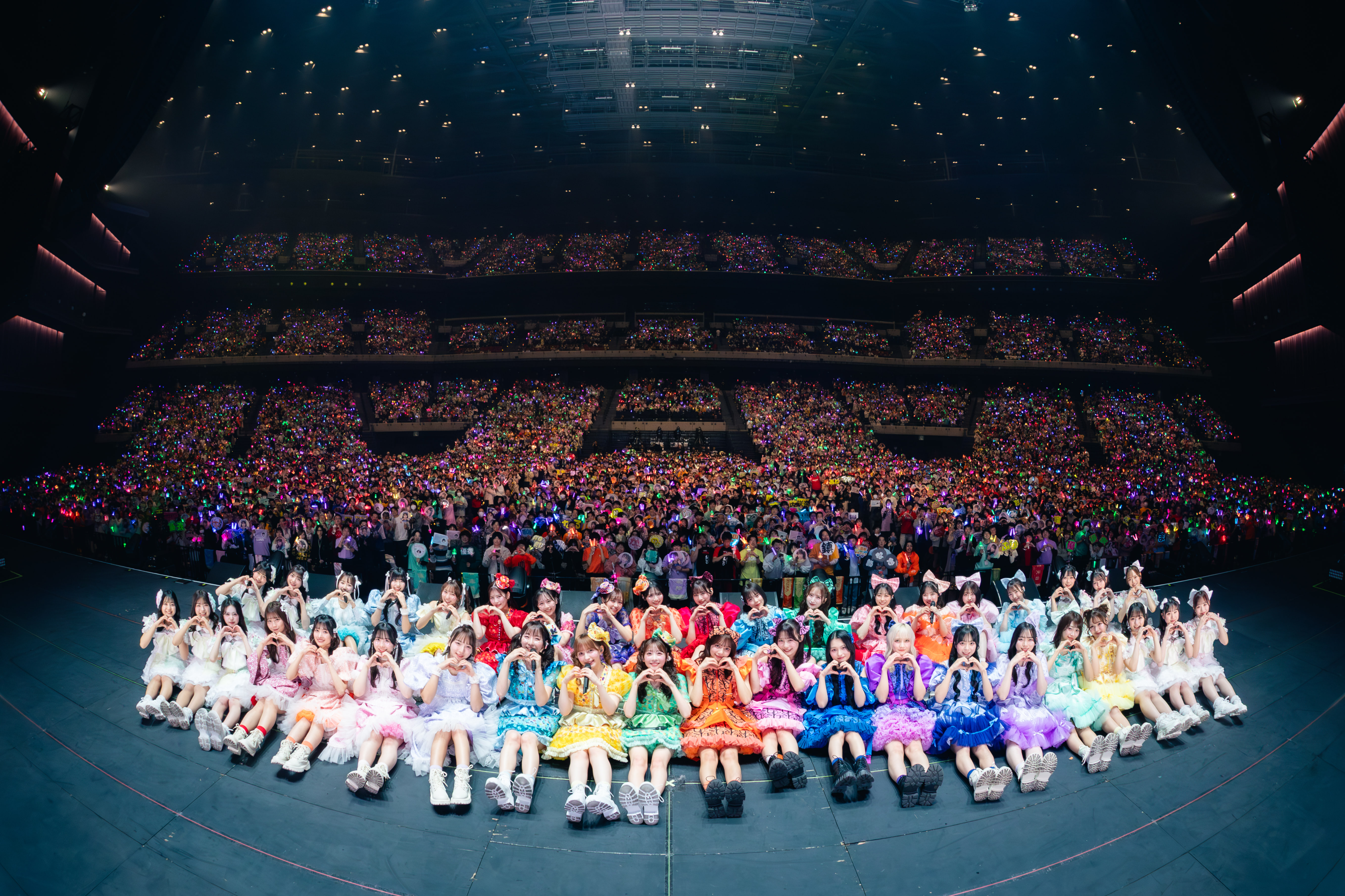 FRUITS ZIPPER、CANDY TUNEら総勢38名が大集結、「KAWAII LAB.」3周年ライブが開催 | ENTAME next - アイドル情報総合ニュースサイト