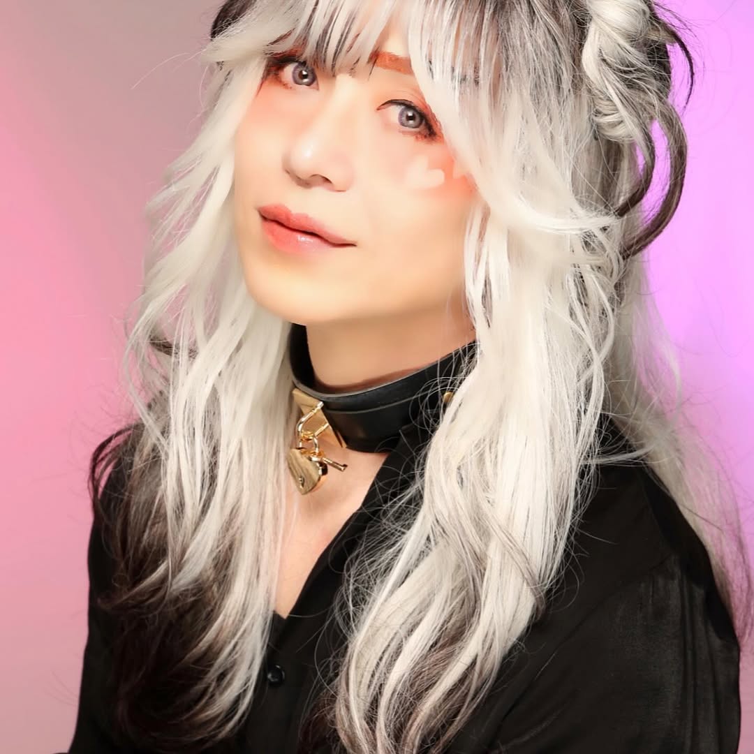 『すみれSeptember Love』のヒット曲から28年、53歳のIZAMが投稿した近影に「可愛すぎる」 | ENTAME next - アイドル情報総合ニュースサイト