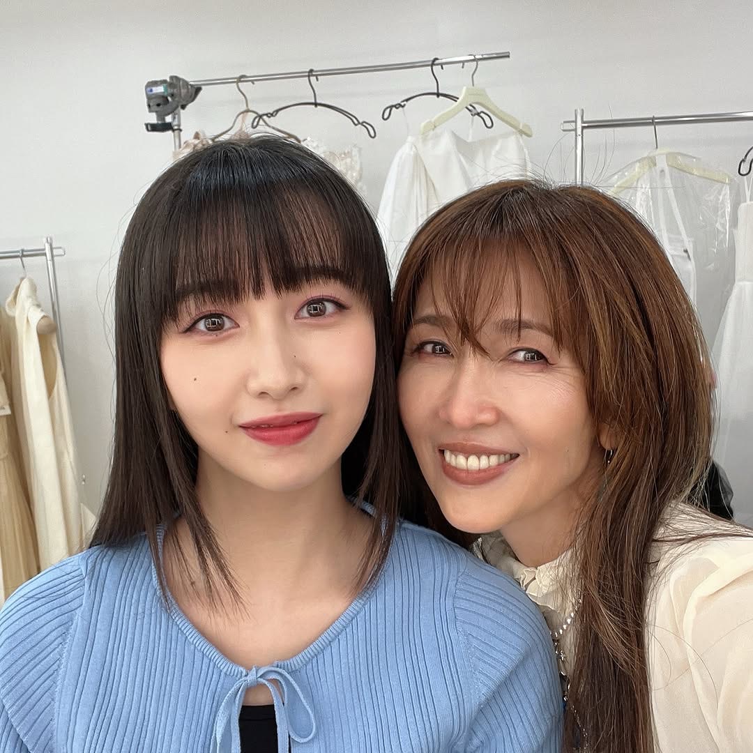 「似てますかね？」Cocomi、工藤静香と変顔母娘（？）ショットを公開 | ENTAME next - アイドル情報総合ニュースサイト