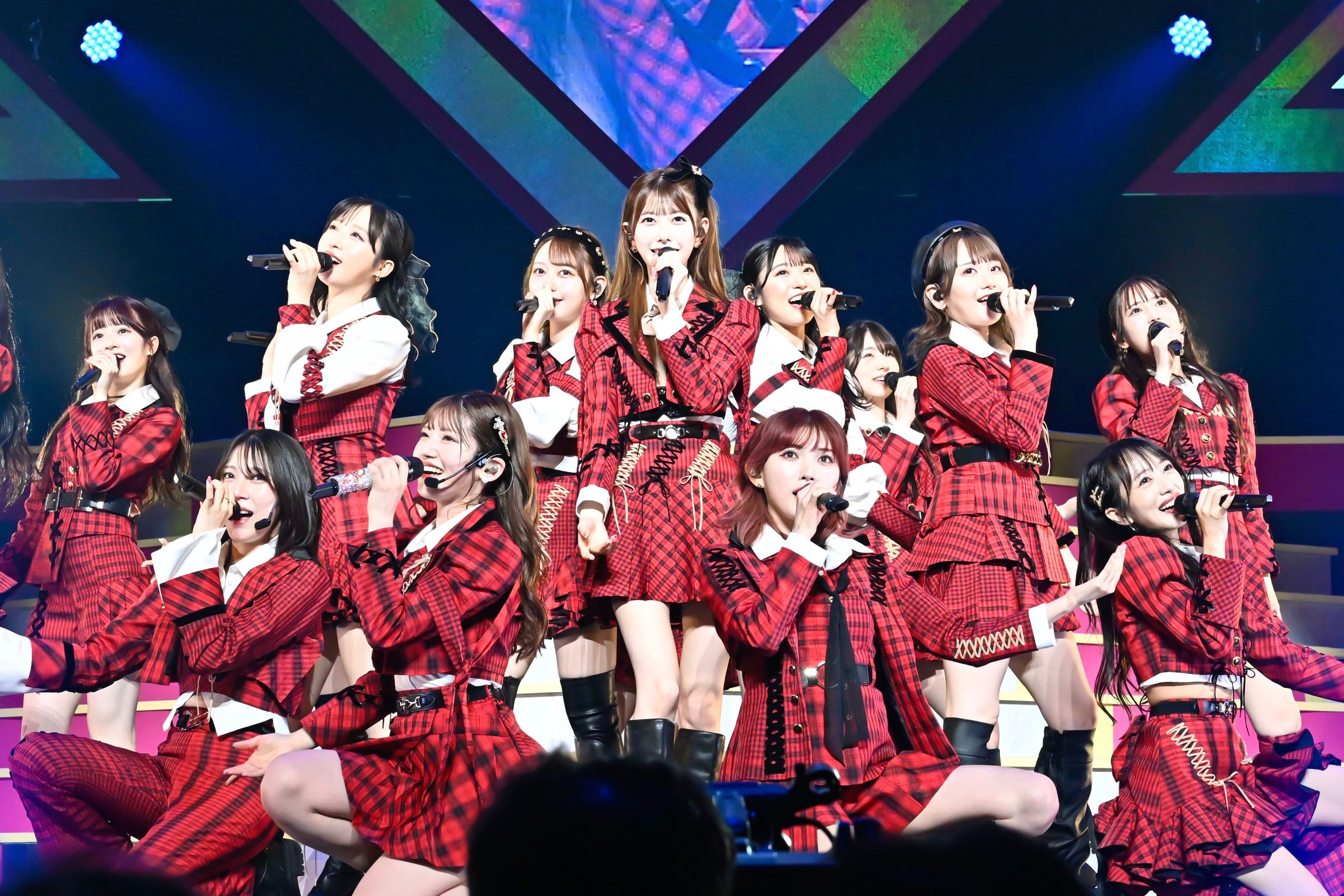 AKB48「V字回復」の理由、8000人×3公演を埋めた“推され女子”たちの力 | ENTAME next - アイドル情報総合ニュースサイト
