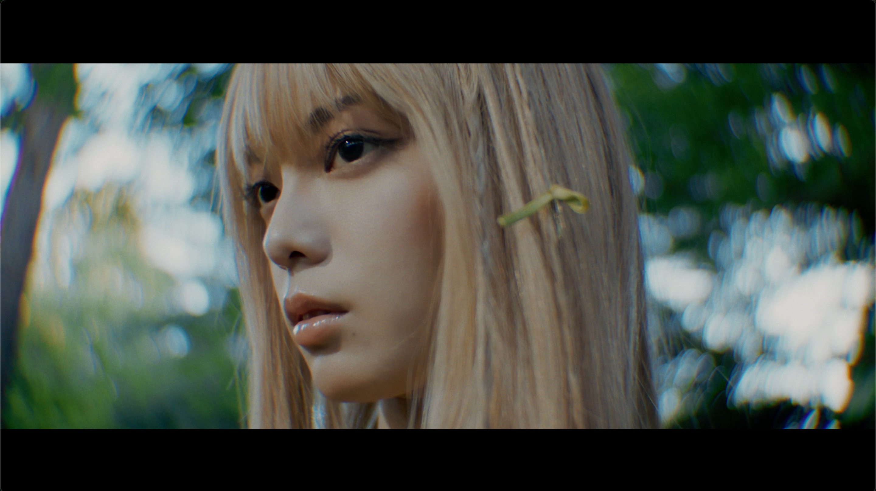 平手友梨奈、自身が作詞した新曲『I’m human』の配信がスタート、金髪姿のMVも公開に | ENTAME next - アイドル情報総合 ...