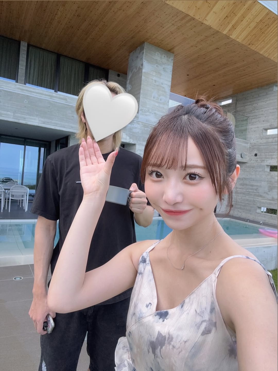 上智大卒の“バズる美女”かとゆり、金髪夫との新婚旅行ショット公開「沖縄行ったー！」 | ENTAME next - アイドル情報総合ニュースサイト