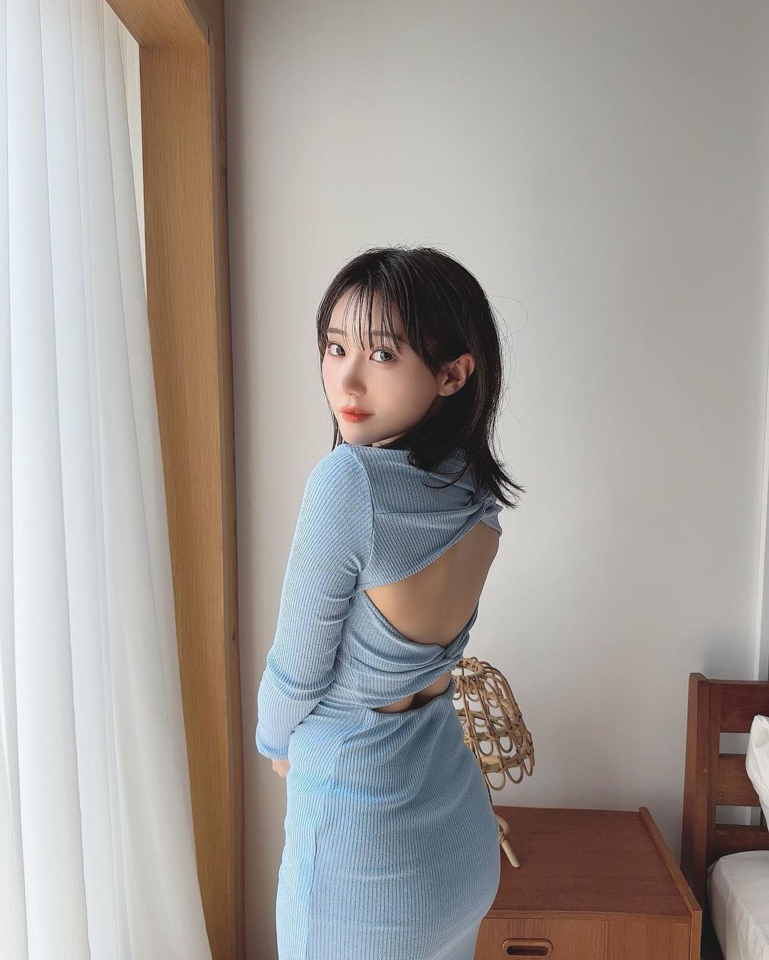 「背中がセクシーすぎ」HKT48・田中美久、大胆”肌見せ”のニット姿でファン魅了 | ENTAME next - アイドル情報総合ニュースサイト