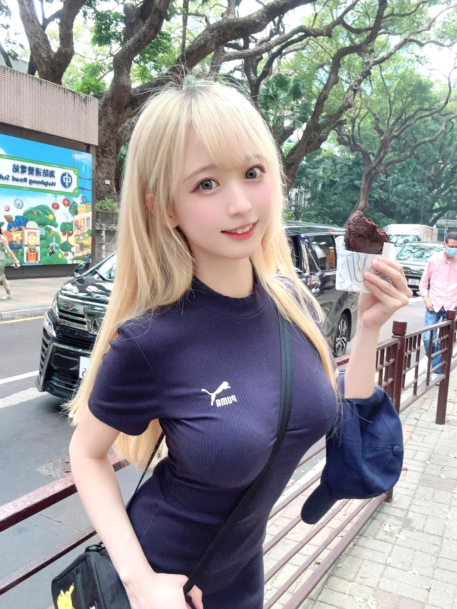 yami、バストの存在感際立つパイスラショットでファンを魅了「あざとかわいい」 | ENTAME next - アイドル情報総合ニュースサイト