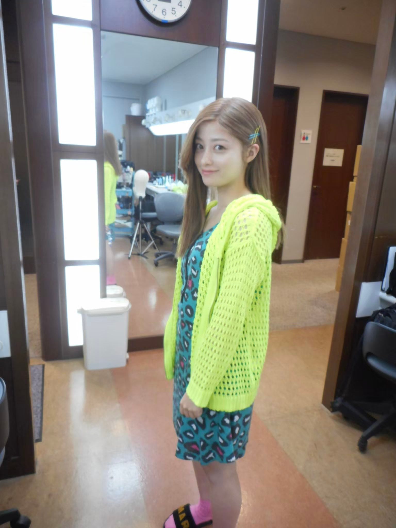 橋本環奈、“ギャル度”の変化が楽しめる『おむすび』オフショット公開「可愛いが爆発してる」 | ENTAME next - アイドル情報総合 ...