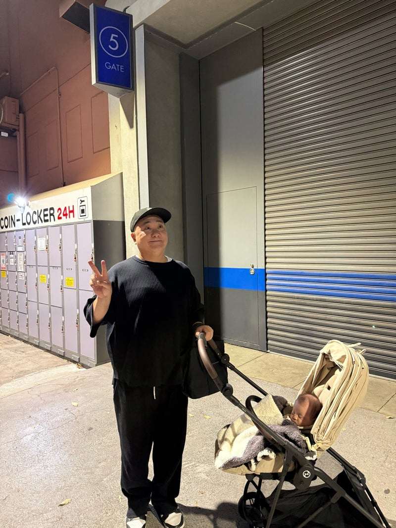 山本圭壱、妻・西野未姫and生後1ヶ月の愛娘とお散歩へ「めっちゃ幸せそうなスリーショット」 Entame Next アイドル情報総合ニュースサイト 