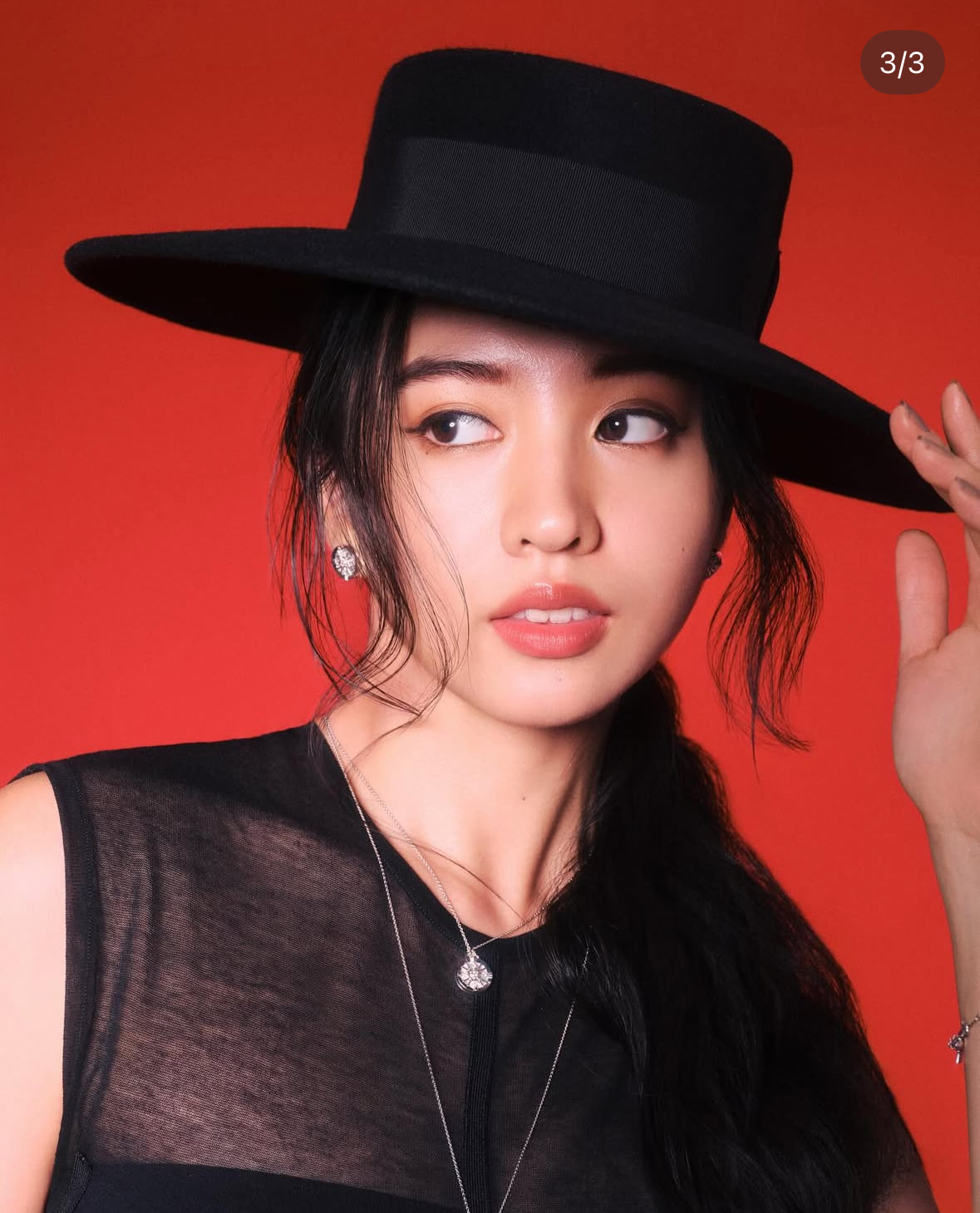 Koki,が月刊誌『BARFOUT!』に、大胆背中空きの美麗ショット披露にファン惚れ惚れ… | ENTAME next - アイドル情報総合ニュースサイト