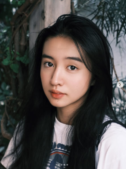 “ふらっとカフェ”してパシャリ CocomiとKoki,、姉妹で撮り合ったプラベショット公開 | ENTAME next - アイドル情報総合ニュースサイト